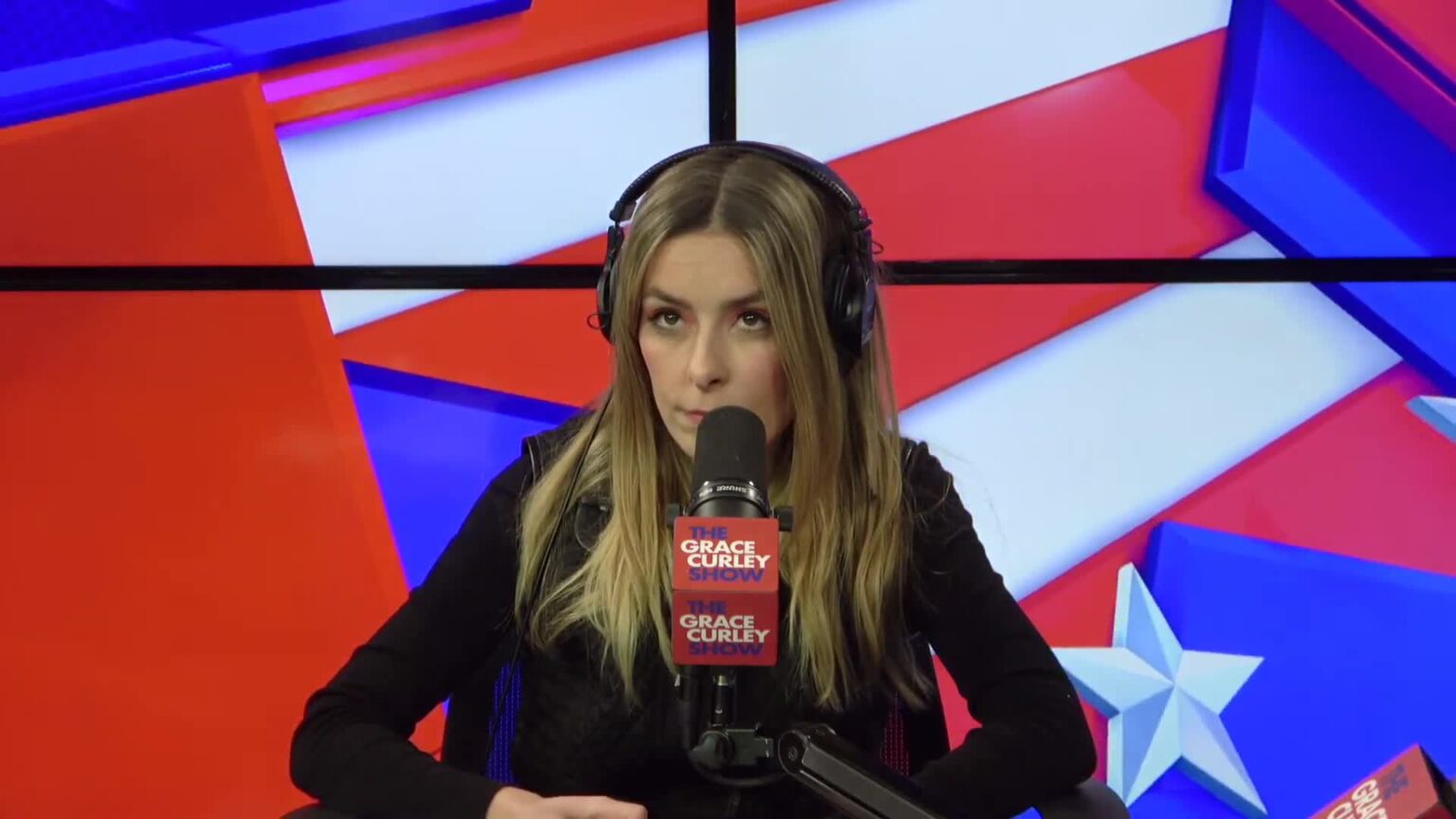 Grace Curley Height, Weight, Net Worth, Age, Birthday, Wiki - Eric Andre