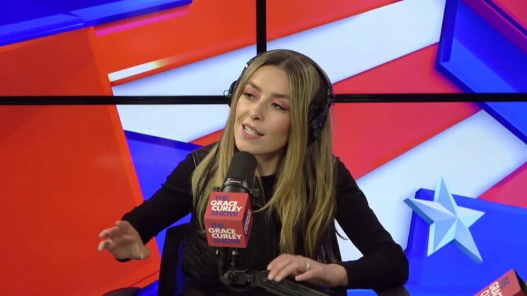 Grace Curley Height, Weight, Net Worth, Age, Birthday, Wiki - Eric Andre